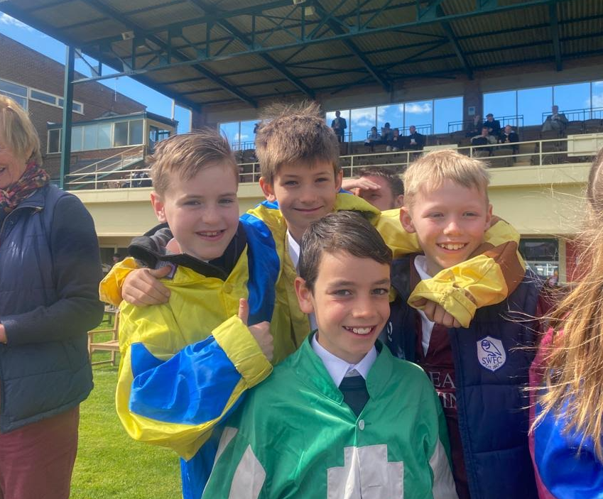 Tockwith Church of England Primary Academy » Y5 Visit Ripon Racecourse